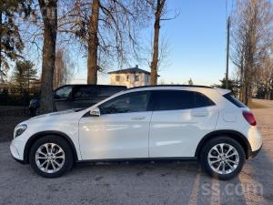 Balts Mercedes-Benz gla-220 2016 Rīga, ar dzinēja tilpumu 2.20 L un nobraukumu 220 tūkst. km par 12990 €, foto 3 vietnē AUTOMOTO.COM.LV