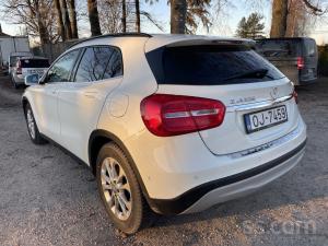 Balts Mercedes-Benz gla-220 2016 Rīga, ar dzinēja tilpumu 2.20 L un nobraukumu 220 tūkst. km par 12990 €, foto 4 vietnē AUTOMOTO.COM.LV