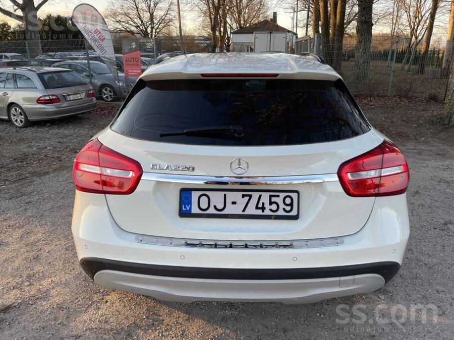 Balts Mercedes-Benz gla-220 2016 Rīga, ar dzinēja tilpumu 2.20 L un nobraukumu 220 tūkst. km par 12990 €, foto 5 vietnē AUTOMOTO.COM.LV