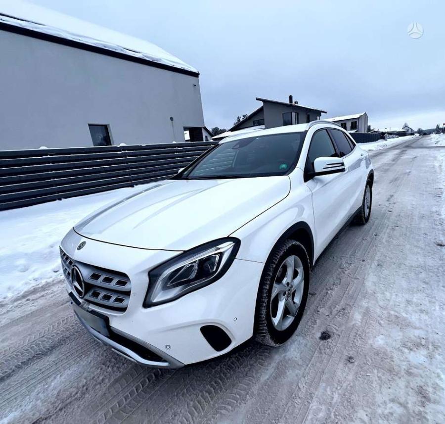 Balts Mercedes-Benz gla-220 2018 Viļņa, ar dzinēja tilpumu 2.14 L un nobraukumu 229 tūkst. km par 15900 €, foto 5 vietnē AUTOMOTO.COM.LV
