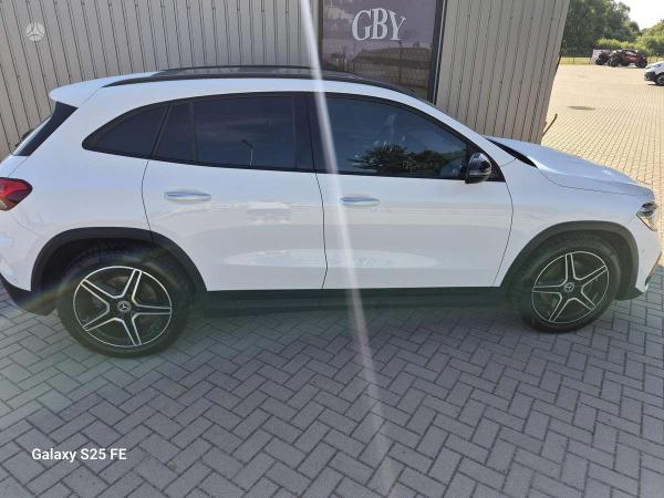 White Mercedes-Benz gla-220 2020 in Taurage, with an engine capacity of 1.95 L and mileage of 235 thousand km for 22500 €, photo 8 on AUTOMOTO.COM.LV