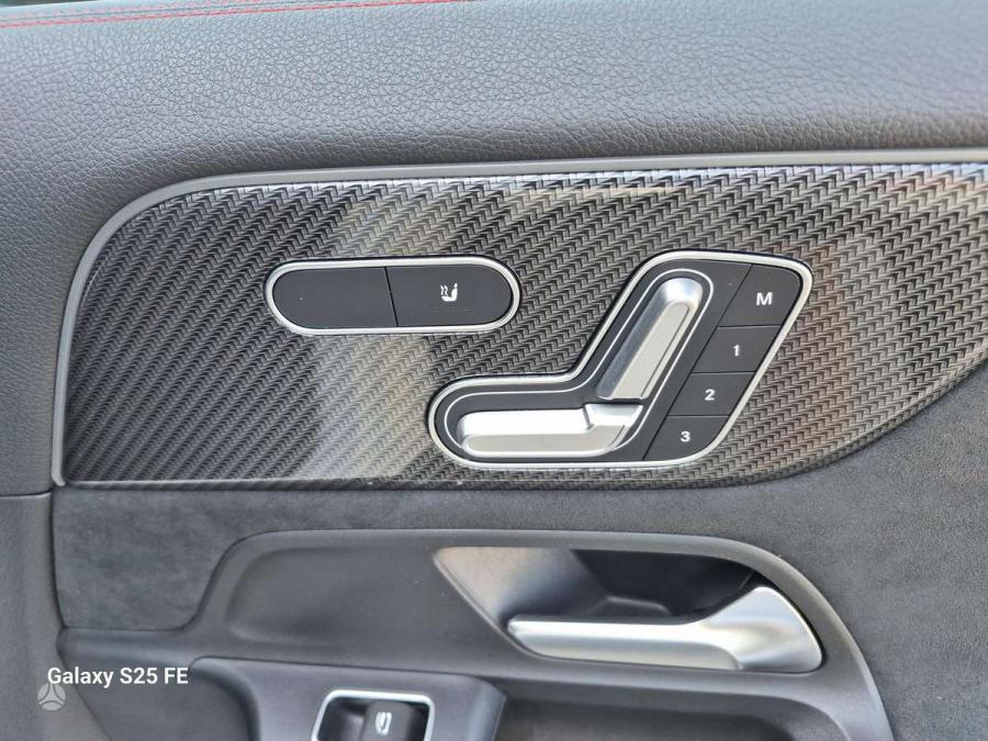 Balts Mercedes-Benz gla-220 2020 Tauragė, ar dzinēja tilpumu 1.95 L un nobraukumu 235 tūkst. km par 22500 €, foto 26 vietnē AUTOMOTO.COM.LV