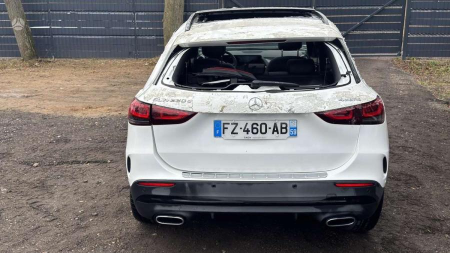 White Mercedes-Benz gla-220 2021 in Jonava, with an engine capacity of 1.95 L and mileage of 11 thousand km for 15550 €, photo 14 on AUTOMOTO.COM.LV
