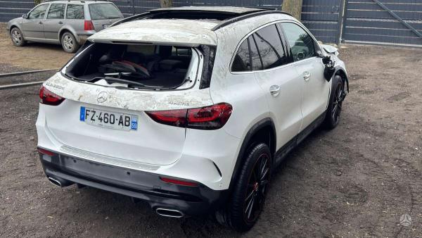 Balts Mercedes-Benz gla-220 2021 Jonava, ar dzinēja tilpumu 1.95 L un nobraukumu 11 tūkst. km par 14999 €, foto 7 vietnē AUTOMOTO.COM.LV