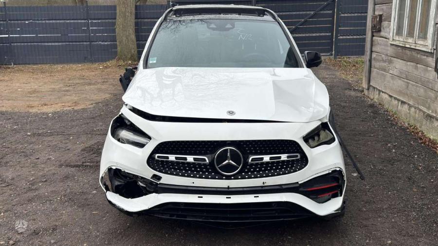 Balts Mercedes-Benz gla-220 2021 Jonava, ar dzinēja tilpumu 1.95 L un nobraukumu 11 tūkst. km par 13850 €, foto 14 vietnē AUTOMOTO.COM.LV