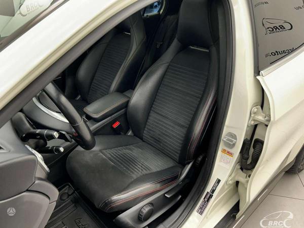 Balts Mercedes-Benz gla-220 2014 Viļņa, ar dzinēja tilpumu 2.14 L un nobraukumu 291 tūkst. km par 12000 €, foto 6 vietnē AUTOMOTO.COM.LV
