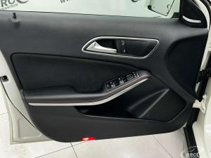 White Mercedes-Benz gla-220 2014 in Vilnius, with an engine capacity of 2.14 L and mileage of 291 thousand km for 11500 €, photo 13 on AUTOMOTO.COM.LV