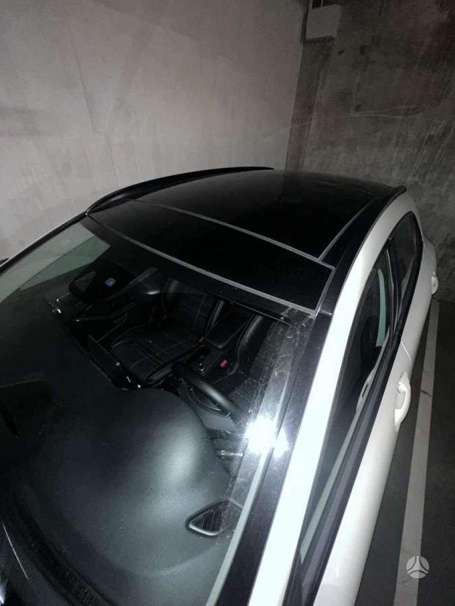 White Mercedes-Benz gla-220 2016 in Vilnius, with an engine capacity of 2.20 L and mileage of 290 thousand km for 11616 €, photo 7 on AUTOMOTO.COM.LV