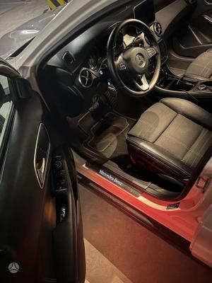 White Mercedes-Benz gla-220 2016 in Vilnius, with an engine capacity of 2.20 L and mileage of 290 thousand km for 11616 €, photo 10 on AUTOMOTO.COM.LV