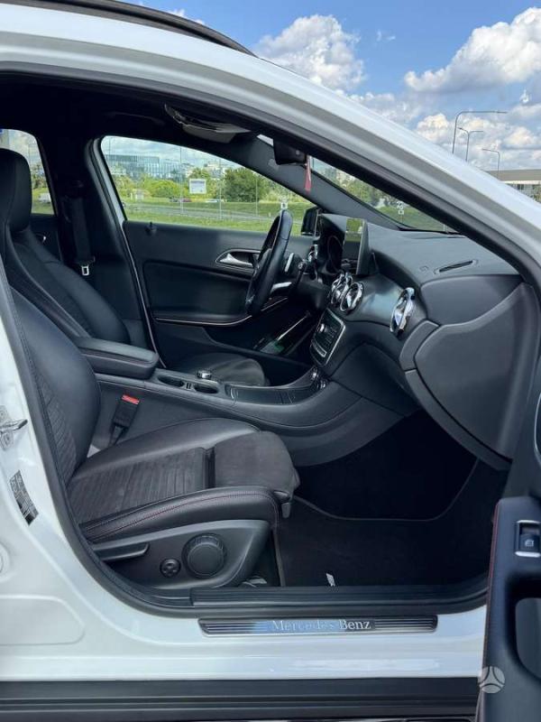 Белый Мерседес GLA 220 2019 в Вильнюс, объемом двигателя 1.99 л и пробегом 63 тыс. км за 19700 €, фото 5 на AUTOMOTO.COM.LV