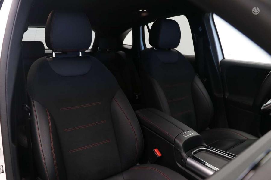 Balts Mercedes-Benz gla-220 2024 Viļņa, ar dzinēja tilpumu 1.95 L un nobraukumu 23 tūkst. km par 39990 €, foto 12 vietnē AUTOMOTO.COM.LV