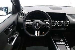 Белый Мерседес GLA 220 2024 в Вильнюс, объемом двигателя 1.95 л и пробегом 23 тыс. км за 39990 €, фото 18 на AUTOMOTO.COM.LV