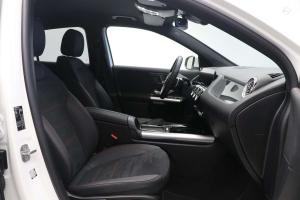 Белый Мерседес GLA 220 2024 в Вильнюс, объемом двигателя 1.95 л и пробегом 23 тыс. км за 36990 €, фото 11 на AUTOMOTO.COM.LV