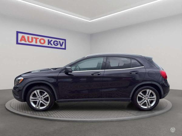 Melns Mercedes-Benz GLA 250 2015 Kauņa, ar dzinēja tilpumu 2.00 L un nobraukumu 85 tūkst. km par 15900 €, foto 2 vietnē AUTOMOTO.COM.LV