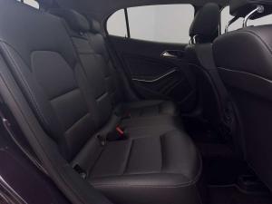 Черный Мерседес GLA 250 2015 в Каунас, объемом двигателя 2.00 л и пробегом 85 тыс. км за 15900 €, фото 11 на AUTOMOTO.COM.LV