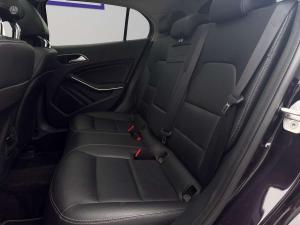 Черный Мерседес GLA 250 2015 в Каунас, объемом двигателя 2.00 л и пробегом 85 тыс. км за 15900 €, фото 13 на AUTOMOTO.COM.LV