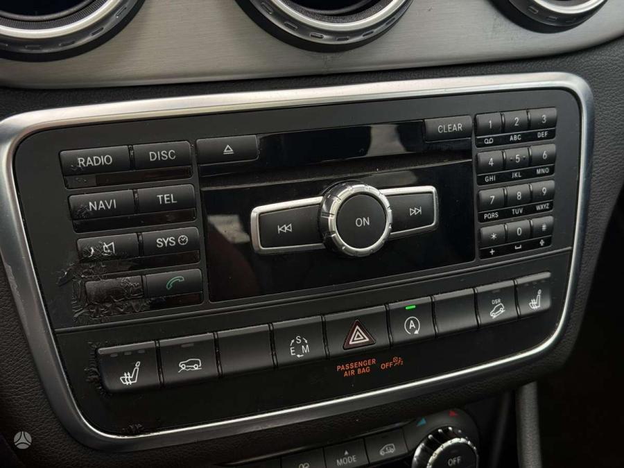 Черный Мерседес GLA 250 2015 в Каунас, объемом двигателя 2.00 л и пробегом 85 тыс. км за 15900 €, фото 18 на AUTOMOTO.COM.LV