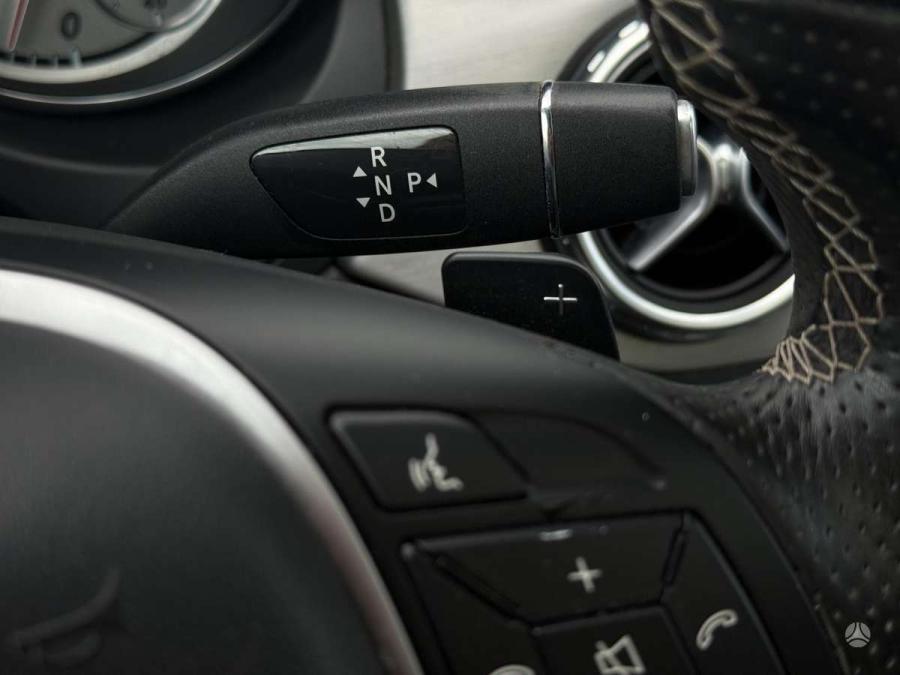 Черный Мерседес GLA 250 2015 в Каунас, объемом двигателя 2.00 л и пробегом 85 тыс. км за 15900 €, фото 21 на AUTOMOTO.COM.LV