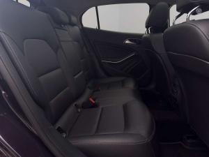 Черный Мерседес GLA 250 2015 в Каунас, объемом двигателя 2.00 л и пробегом 85 тыс. км за 15900 €, фото 11 на AUTOMOTO.COM.LV