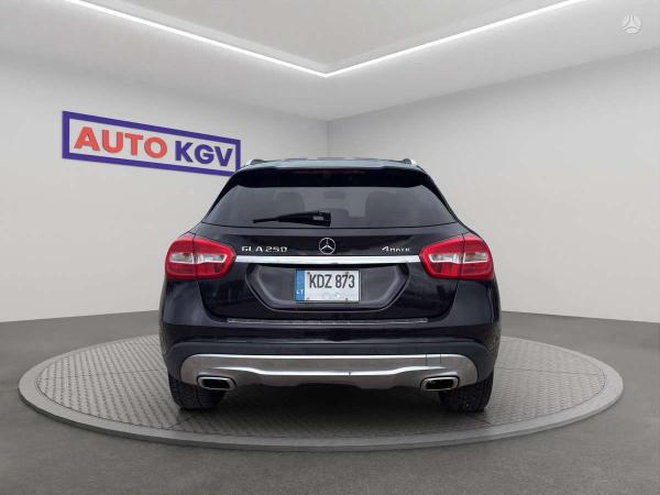 Melns Mercedes-Benz GLA 250 2015 Kauņa, ar dzinēja tilpumu 2.00 L un nobraukumu 85 tūkst. km par 15900 €, foto 5 vietnē AUTOMOTO.COM.LV