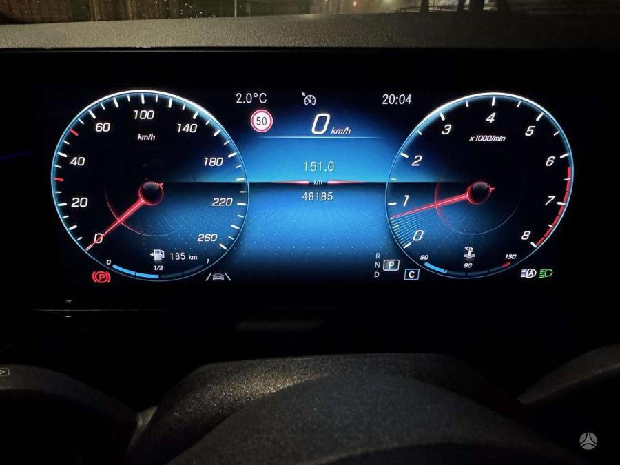 Melns Mercedes-Benz GLA 250 2021 Viļņa, ar dzinēja tilpumu 1.99 L un nobraukumu 49 tūkst. km par 28450 €, foto 28 vietnē AUTOMOTO.COM.LV