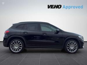 Melns Mercedes-Benz GLA 250 2021 Kauņa, ar dzinēja tilpumu 1.33 L un nobraukumu 73 tūkst. km par 33900 €, foto 7 vietnē AUTOMOTO.COM.LV