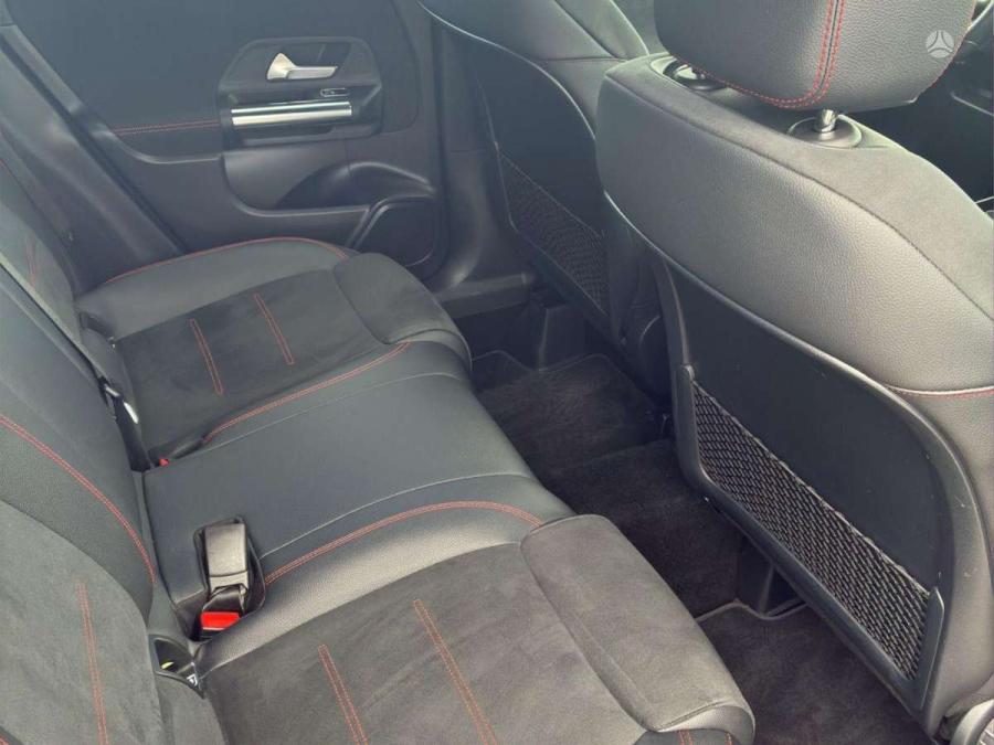 Melns Mercedes-Benz GLA 250 2021 Kauņa, ar dzinēja tilpumu 1.33 L un nobraukumu 73 tūkst. km par 33900 €, foto 16 vietnē AUTOMOTO.COM.LV