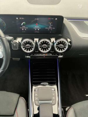 Melns Mercedes-Benz GLA 250 2021 Kauņa, ar dzinēja tilpumu 1.33 L un nobraukumu 73 tūkst. km par 33900 €, foto 22 vietnē AUTOMOTO.COM.LV