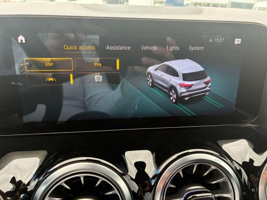 Melns Mercedes-Benz GLA 250 2021 Kauņa, ar dzinēja tilpumu 1.33 L un nobraukumu 73 tūkst. km par 33900 €, foto 23 vietnē AUTOMOTO.COM.LV