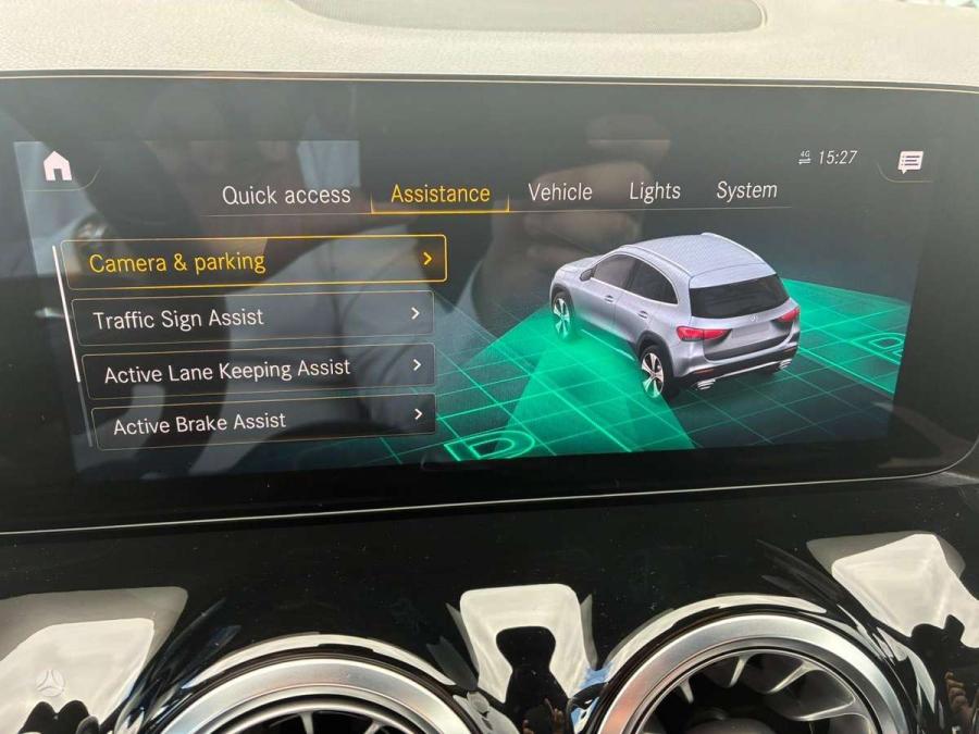 Melns Mercedes-Benz GLA 250 2021 Kauņa, ar dzinēja tilpumu 1.33 L un nobraukumu 73 tūkst. km par 33900 €, foto 24 vietnē AUTOMOTO.COM.LV
