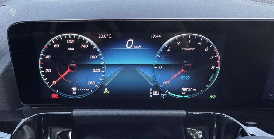 Черный Мерседес GLA 250 2022 в Вильнюс, объемом двигателя 1.33 л и пробегом 57 тыс. км за 29990 €, фото 15 на AUTOMOTO.COM.LV