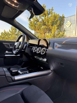 Черный Мерседес GLA 250 2022 в Вильнюс, объемом двигателя 1.33 л и пробегом 57 тыс. км за 29990 €, фото 17 на AUTOMOTO.COM.LV