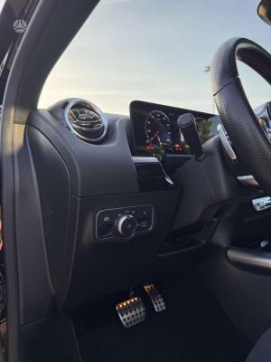 Черный Мерседес GLA 250 2022 в Вильнюс, объемом двигателя 1.33 л и пробегом 57 тыс. км за 29990 €, фото 20 на AUTOMOTO.COM.LV