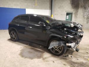 Черный Мерседес GLA 250 2022 в Мариямполе, объемом двигателя 1.99 л и пробегом 77 тыс. км за 12000 €, фото 5 на AUTOMOTO.COM.LV