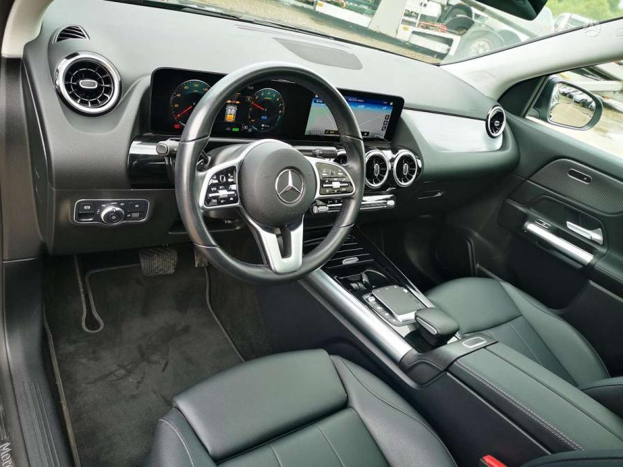 Black Mercedes-Benz GLA 250 2022 in Radviliskis, with an engine capacity of 1.33 L and mileage of 32 thousand km for 27900 €, photo 16 on AUTOMOTO.COM.LV