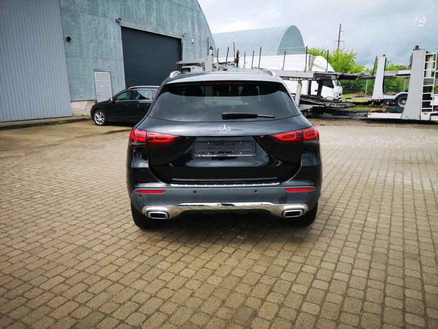 Black Mercedes-Benz GLA 250 2022 in Radviliskis, with an engine capacity of 1.33 L and mileage of 32 thousand km for 27900 €, photo 22 on AUTOMOTO.COM.LV