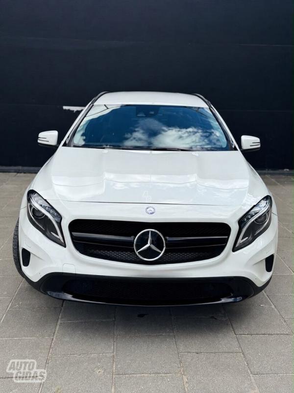Mercedes-Benz GLA 250 2015 Viļņa, ar dzinēja tilpumu 2.00 L un nobraukumu 73 tūkst. km par 17990 €, foto 1 vietnē AUTOMOTO.COM.LV