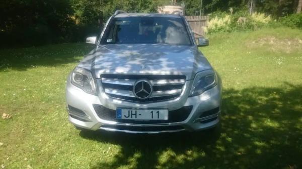 Серый Мерседес GLA 250 2013 в Рига, объемом двигателя 2.20 л и пробегом 180 тыс. км за 14990 €, фото 1 на AUTOMOTO.COM.LV