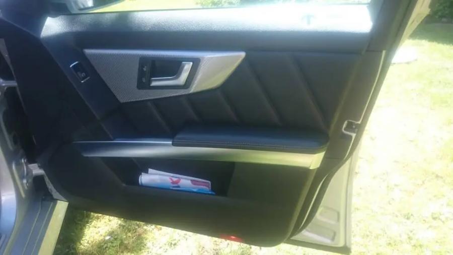 Серый Мерседес GLA 250 2013 в Рига, объемом двигателя 2.20 л и пробегом 180 тыс. км за 14990 €, фото 24 на AUTOMOTO.COM.LV