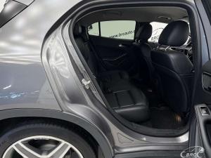 Pelēks Mercedes-Benz GLA 250 2015 Viļņa, ar dzinēja tilpumu 1.99 L un nobraukumu 155 tūkst. km par 13900 €, foto 13 vietnē AUTOMOTO.COM.LV