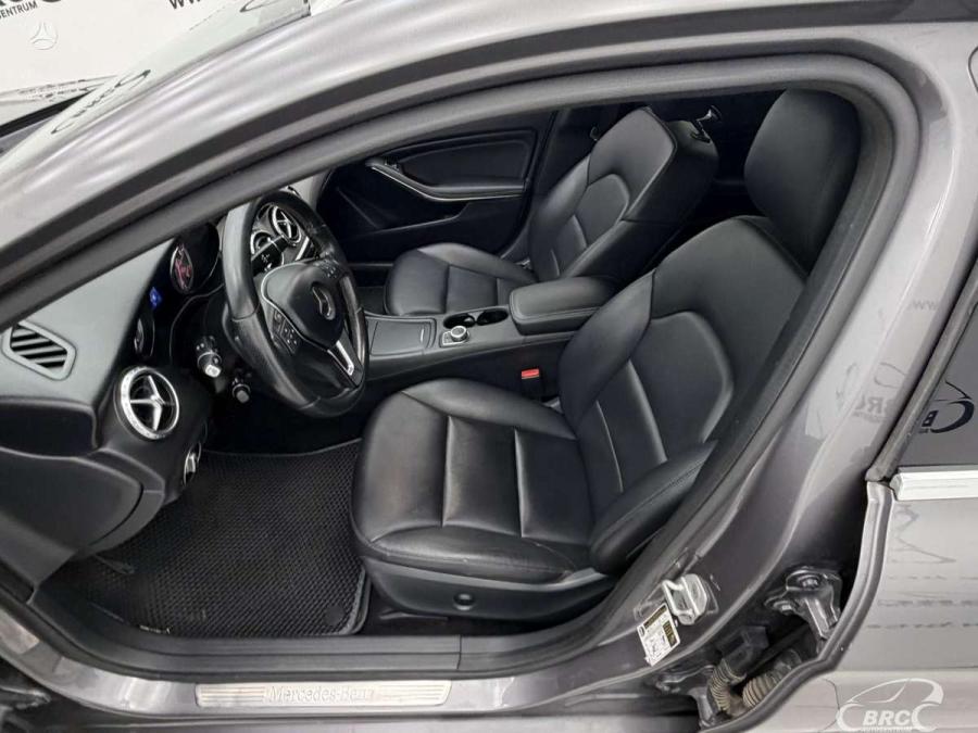Pelēks Mercedes-Benz GLA 250 2015 Viļņa, ar dzinēja tilpumu 1.99 L un nobraukumu 155 tūkst. km par 13900 €, foto 24 vietnē AUTOMOTO.COM.LV