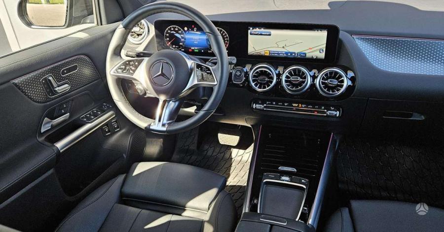 Grey Mercedes-Benz GLA 250 2026 in Klaipeda, with an engine capacity of 1.33 L and mileage of 6 thousand km for 47900 €, photo 20 on AUTOMOTO.COM.LV