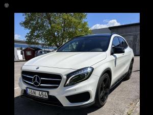 Белый Мерседес GLA 250 2015 в Шяуляй, объемом двигателя 1.99 л и пробегом 139 тыс. км за 14600 €, фото  на AUTOMOTO.COM.LV