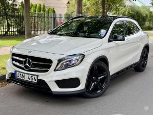 Balts Mercedes-Benz GLA 250 2015 Kauņa, ar dzinēja tilpumu 1.99 L un nobraukumu 140 tūkst. km par 14200 €, foto 4 vietnē AUTOMOTO.COM.LV