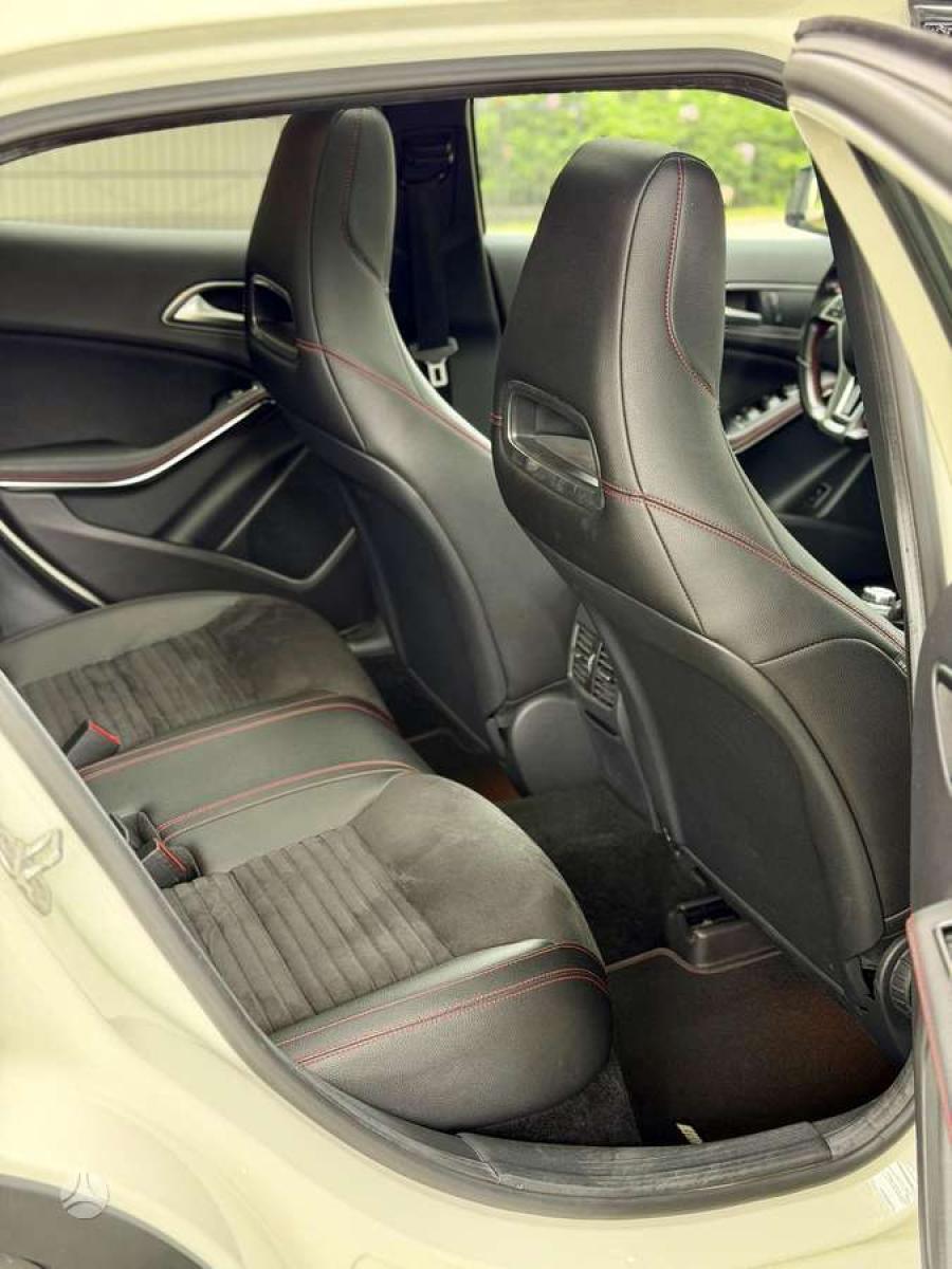 Balts Mercedes-Benz GLA 250 2015 Kauņa, ar dzinēja tilpumu 1.99 L un nobraukumu 140 tūkst. km par 14200 €, foto 19 vietnē AUTOMOTO.COM.LV