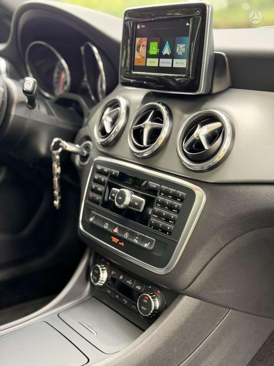 Balts Mercedes-Benz GLA 250 2015 Kauņa, ar dzinēja tilpumu 1.99 L un nobraukumu 140 tūkst. km par 14200 €, foto 22 vietnē AUTOMOTO.COM.LV