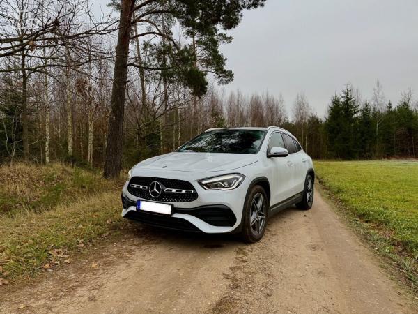 Balts Mercedes-Benz GLA 250 2021 Kauņa, ar dzinēja tilpumu 2.00 L un nobraukumu 21 tūkst. km par 28500 €, foto 2 vietnē AUTOMOTO.COM.LV