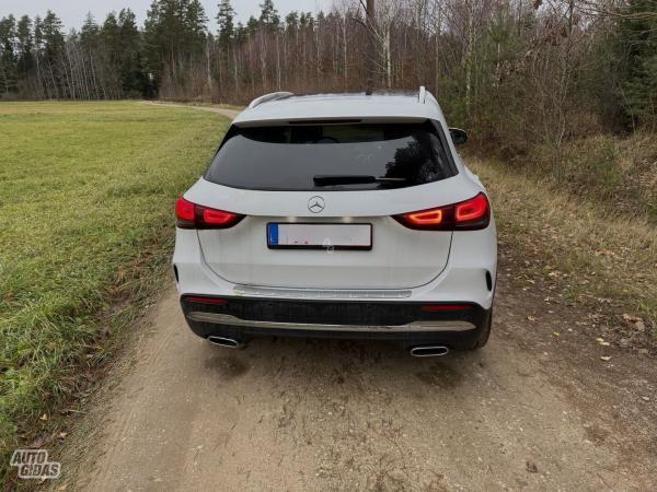 Balts Mercedes-Benz GLA 250 2021 Kauņa, ar dzinēja tilpumu 2.00 L un nobraukumu 21 tūkst. km par 28500 €, foto 5 vietnē AUTOMOTO.COM.LV