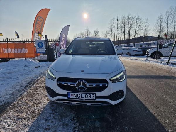 Balts Mercedes-Benz GLA 250 2021 Kauņa, ar dzinēja tilpumu 2.00 L un nobraukumu 141 tūkst. km par 28250 €, foto 2 vietnē AUTOMOTO.COM.LV