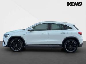 Balts Mercedes-Benz GLA 250 2021 Kauņa, ar dzinēja tilpumu 1.33 L un nobraukumu 133 tūkst. km par 28900 €, foto 3 vietnē AUTOMOTO.COM.LV
